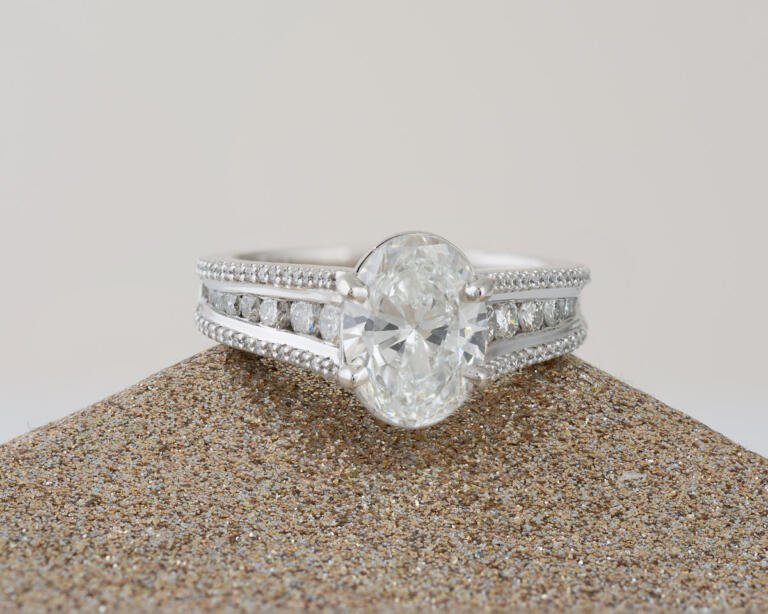 Custom Oval Brilliant Diamond Engagement Ring : Arden Jewelers